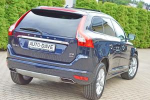 Blue Volvo XC60 2016 in Vilnius, with an engine capacity of 2.40 L and mileage of 100 thousand km for 17350 €, photo 5 on AUTOMOTO.COM.LV