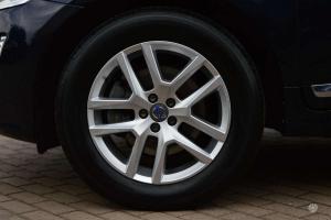 Blue Volvo XC60 2016 in Vilnius, with an engine capacity of 2.40 L and mileage of 100 thousand km for 17350 €, photo 36 on AUTOMOTO.COM.LV