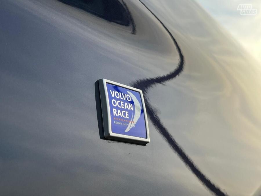 Zils Volvo XC60 2016 Utena, ar dzinēja tilpumu 2.40 L un nobraukumu 219 tūkst. km par 13300 €, foto 8 vietnē AUTOMOTO.COM.LV