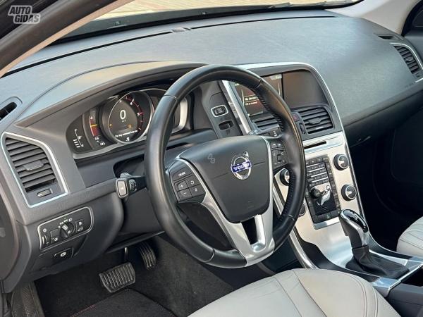 Zils Volvo XC60 2016 Utena, ar dzinēja tilpumu 2.40 L un nobraukumu 219 tūkst. km par 13300 €, foto 10 vietnē AUTOMOTO.COM.LV