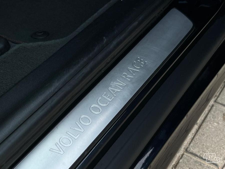 Zils Volvo XC60 2016 Utena, ar dzinēja tilpumu 2.40 L un nobraukumu 219 tūkst. km par 13300 €, foto 18 vietnē AUTOMOTO.COM.LV
