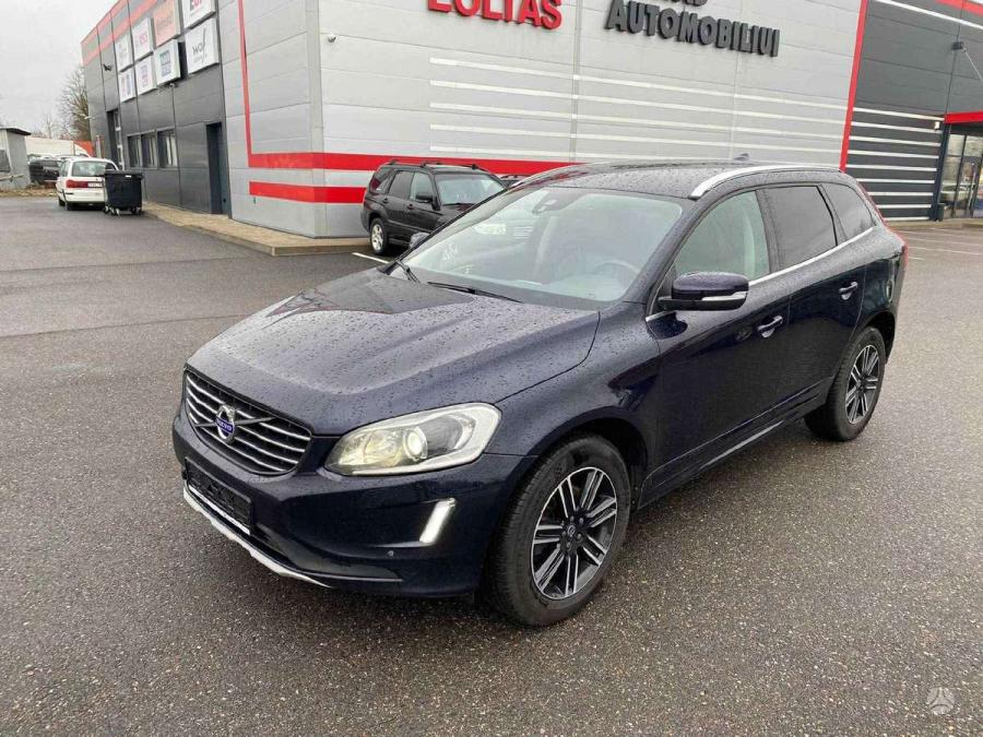 Blue Volvo XC60 2017 in Panevezys, with an engine capacity of 1.97 L and mileage of 235 thousand km for 10000 €, photo 2 on AUTOMOTO.COM.LV