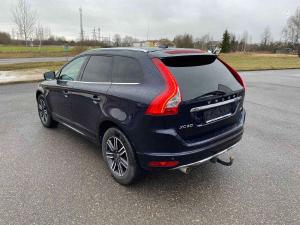 Blue Volvo XC60 2017 in Panevezys, with an engine capacity of 1.97 L and mileage of 235 thousand km for 10000 €, photo 5 on AUTOMOTO.COM.LV