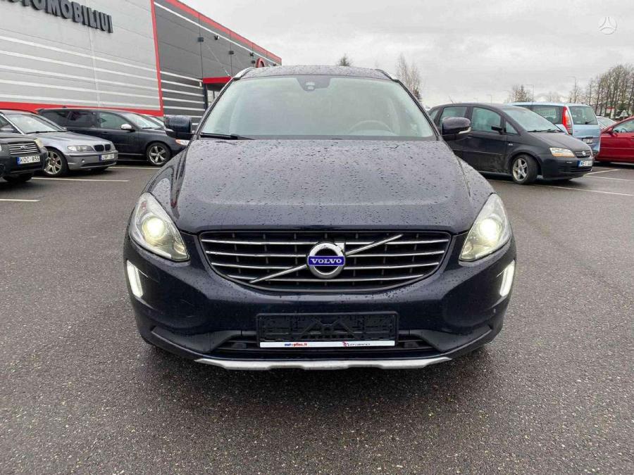 Blue Volvo XC60 2017 in Panevezys, with an engine capacity of 1.97 L and mileage of 235 thousand km for 10000 €, photo 7 on AUTOMOTO.COM.LV