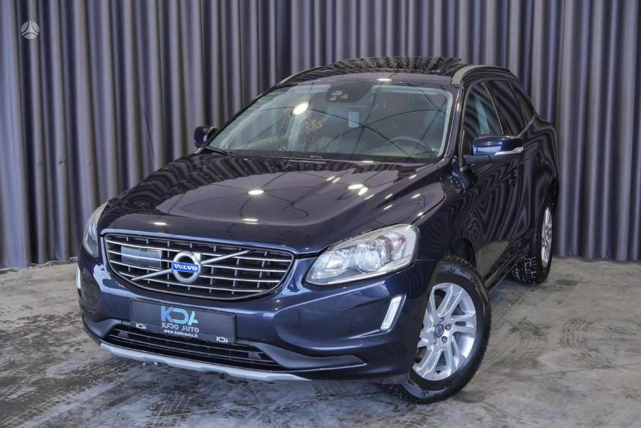 Blue Volvo XC60 2017 in Marijampole, with an engine capacity of 1.97 L and mileage of 303 thousand km for 11950 €, photo 4 on AUTOMOTO.COM.LV