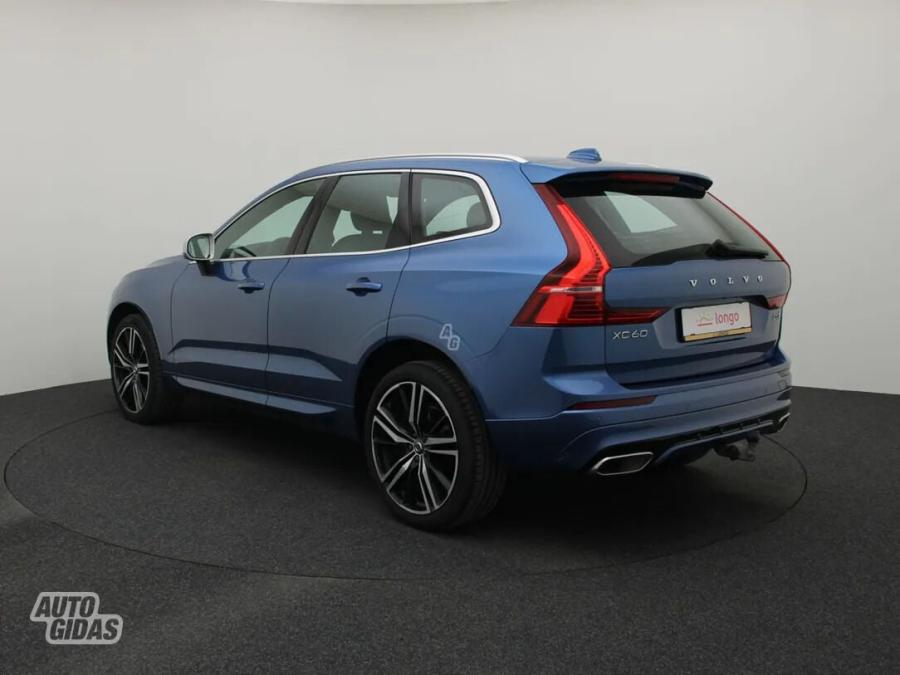 Blue Volvo XC60 2017 in Vilnius, with an engine capacity of 2.00 L and mileage of 282 thousand km for 19999 €, photo 8 on AUTOMOTO.COM.LV