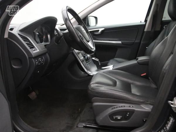 Zils Volvo XC60 2017 Viļņa, ar dzinēja tilpumu 2.00 L un nobraukumu 335 tūkst. km par 11999 €, foto 4 vietnē AUTOMOTO.COM.LV