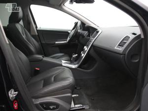 Zils Volvo XC60 2017 Viļņa, ar dzinēja tilpumu 2.00 L un nobraukumu 335 tūkst. km par 11999 €, foto 15 vietnē AUTOMOTO.COM.LV