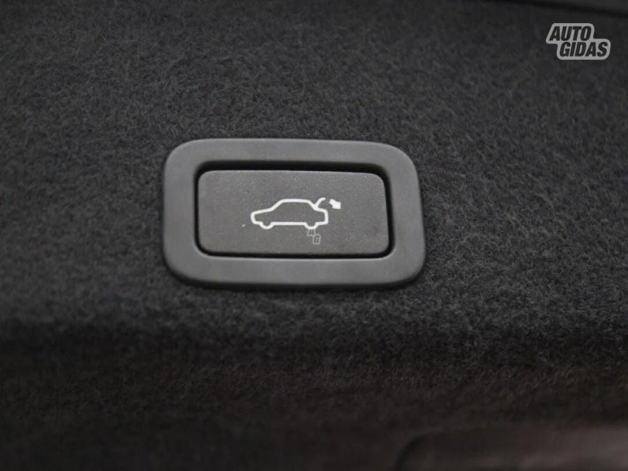 Zils Volvo XC60 2017 Viļņa, ar dzinēja tilpumu 2.00 L un nobraukumu 335 tūkst. km par 11999 €, foto 36 vietnē AUTOMOTO.COM.LV