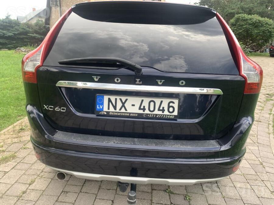 Zils Volvo XC60 2017 Jelgava, ar dzinēja tilpumu 2.00 L un nobraukumu 304 tūkst. km par 15500 €, foto 8 vietnē AUTOMOTO.COM.LV