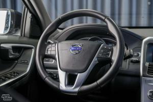 Blue Volvo XC60 2017 in Marijampole, with an engine capacity of 2.00 L and mileage of 303 thousand km for 10950 €, photo 20 on AUTOMOTO.COM.LV