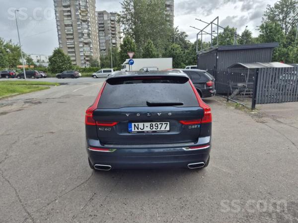 Zils Volvo XC60 2017 Rīga, ar dzinēja tilpumu 2.00 L un nobraukumu 230 tūkst. km par 20990 €, foto 7 vietnē AUTOMOTO.COM.LV