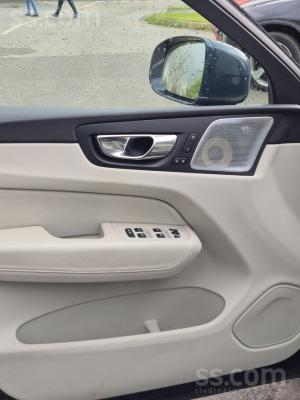 Zils Volvo XC60 2017 Rīga, ar dzinēja tilpumu 2.00 L un nobraukumu 230 tūkst. km par 20990 €, foto 13 vietnē AUTOMOTO.COM.LV