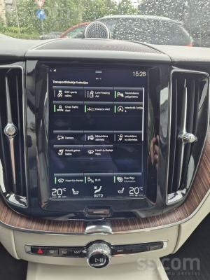 Zils Volvo XC60 2017 Rīga, ar dzinēja tilpumu 2.00 L un nobraukumu 230 tūkst. km par 20990 €, foto 21 vietnē AUTOMOTO.COM.LV