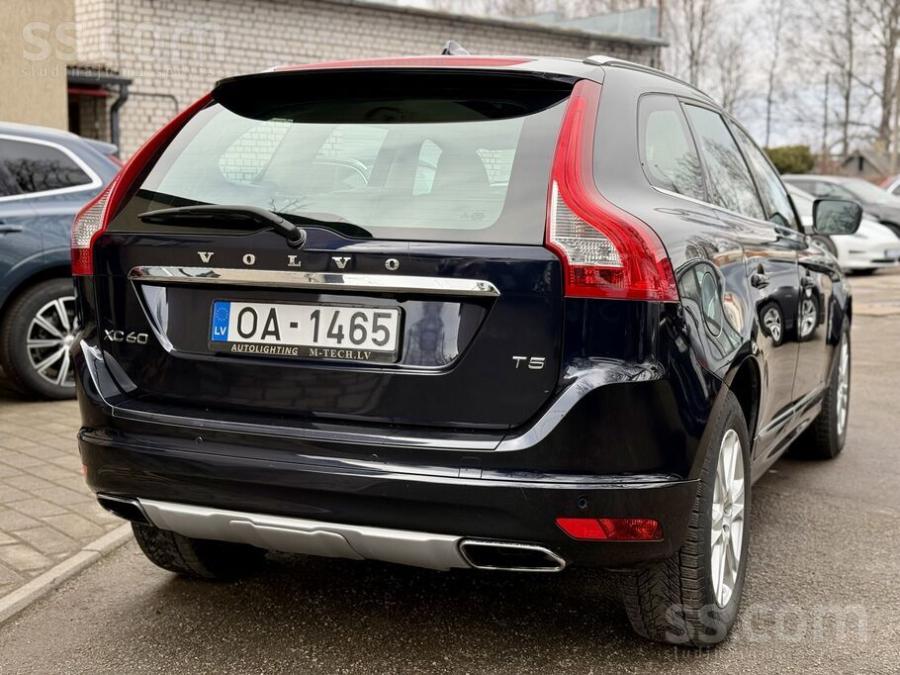 Zils Volvo XC60 2017 Rīga, ar dzinēja tilpumu 2.00 L un nobraukumu 0 tūkst. km par 17800 €, foto 4 vietnē AUTOMOTO.COM.LV