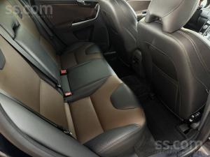 Zils Volvo XC60 2017 Talsi, ar dzinēja tilpumu 2.40 L un nobraukumu 229 tūkst. km par 15500 €, foto 20 vietnē AUTOMOTO.COM.LV