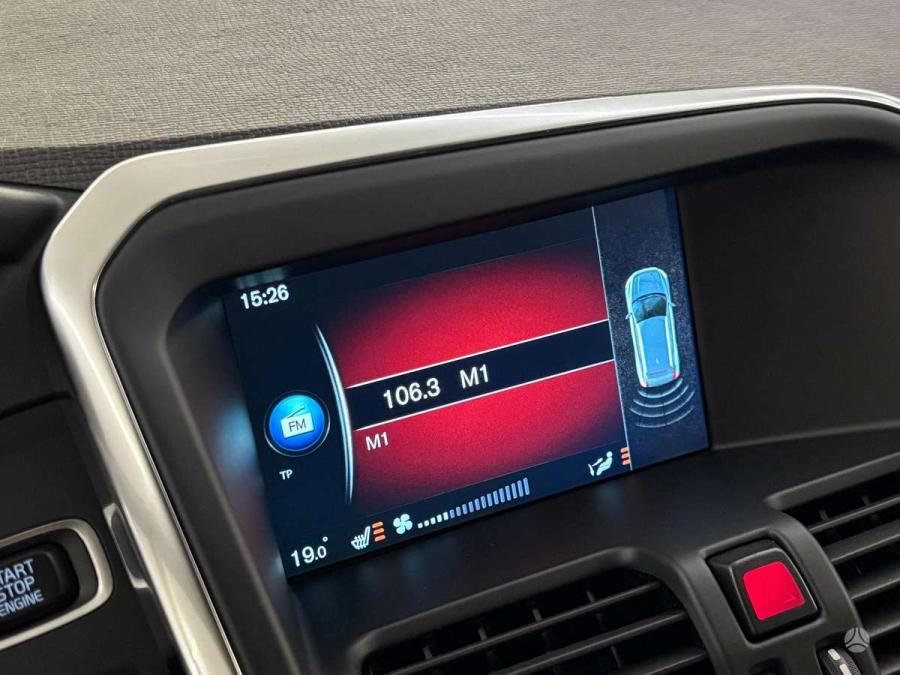 Zils Volvo XC60 2017 Marijampole, ar dzinēja tilpumu 1.97 L un nobraukumu 327 tūkst. km par 11850 €, foto 9 vietnē AUTOMOTO.COM.LV