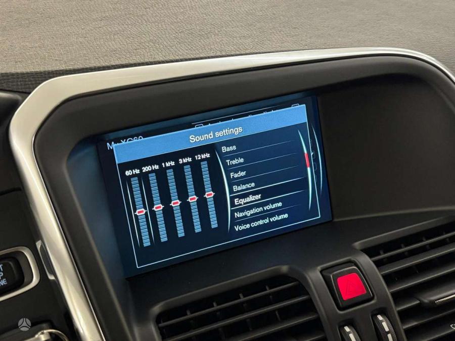 Zils Volvo XC60 2017 Marijampole, ar dzinēja tilpumu 1.97 L un nobraukumu 327 tūkst. km par 11850 €, foto 11 vietnē AUTOMOTO.COM.LV