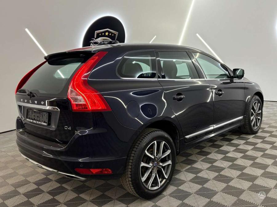 Zils Volvo XC60 2017 Marijampole, ar dzinēja tilpumu 1.97 L un nobraukumu 327 tūkst. km par 11850 €, foto 29 vietnē AUTOMOTO.COM.LV