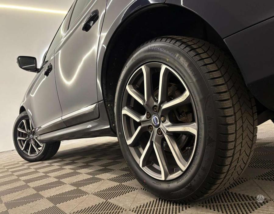 Zils Volvo XC60 2017 Marijampole, ar dzinēja tilpumu 1.97 L un nobraukumu 327 tūkst. km par 11850 €, foto 30 vietnē AUTOMOTO.COM.LV