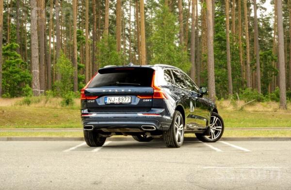 Blue Volvo XC60 2017 in Riga, with an engine capacity of 2.00 L and mileage of 230 thousand km for 20990 €, photo 6 on AUTOMOTO.COM.LV