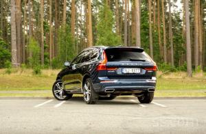 Zils Volvo XC60 2017 Rīga, ar dzinēja tilpumu 2.00 L un nobraukumu 230 tūkst. km par 20990 €, foto 9 vietnē AUTOMOTO.COM.LV