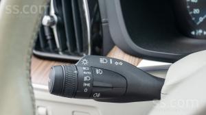Zils Volvo XC60 2017 Rīga, ar dzinēja tilpumu 2.00 L un nobraukumu 230 tūkst. km par 20990 €, foto 22 vietnē AUTOMOTO.COM.LV