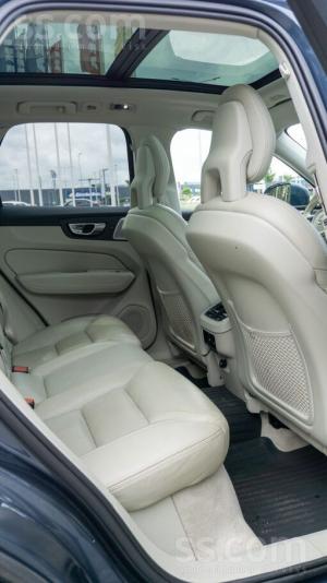 Zils Volvo XC60 2017 Rīga, ar dzinēja tilpumu 2.00 L un nobraukumu 230 tūkst. km par 20990 €, foto 29 vietnē AUTOMOTO.COM.LV