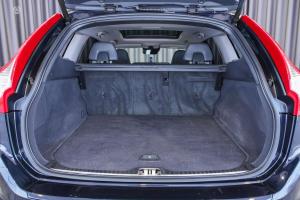 Zils Volvo XC60 2017 Marijampole, ar dzinēja tilpumu 1.97 L un nobraukumu 303 tūkst. km par 10450 €, foto 14 vietnē AUTOMOTO.COM.LV