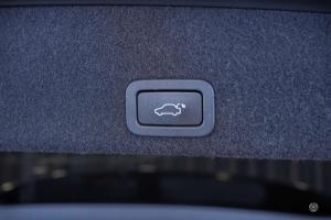 Zils Volvo XC60 2017 Marijampole, ar dzinēja tilpumu 1.97 L un nobraukumu 303 tūkst. km par 10450 €, foto 15 vietnē AUTOMOTO.COM.LV