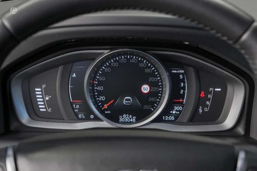 Zils Volvo XC60 2017 Marijampole, ar dzinēja tilpumu 1.97 L un nobraukumu 303 tūkst. km par 10450 €, foto 22 vietnē AUTOMOTO.COM.LV