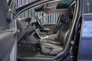 Zils Volvo XC60 2017 Marijampole, ar dzinēja tilpumu 1.97 L un nobraukumu 303 tūkst. km par 10450 €, foto 25 vietnē AUTOMOTO.COM.LV