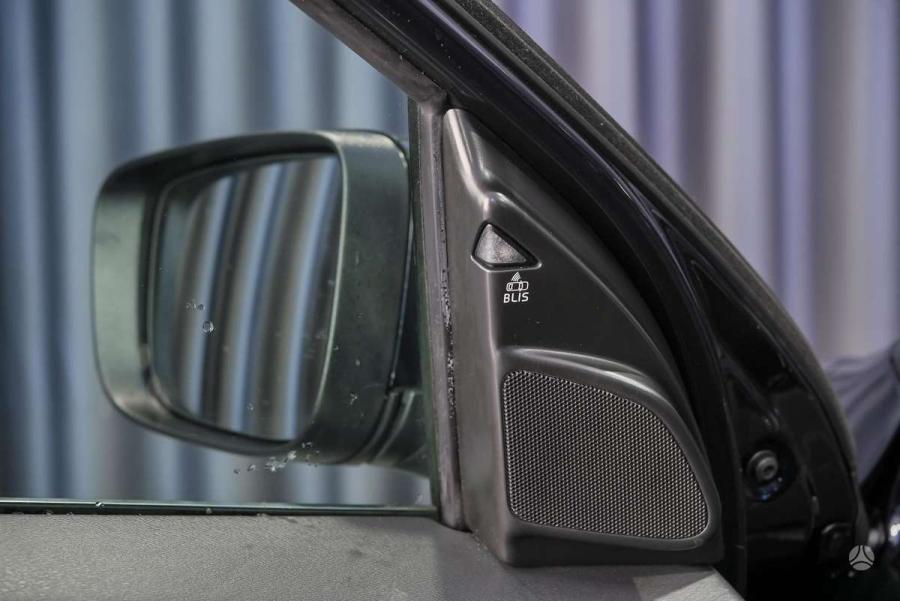 Zils Volvo XC60 2017 Marijampole, ar dzinēja tilpumu 1.97 L un nobraukumu 303 tūkst. km par 10450 €, foto 29 vietnē AUTOMOTO.COM.LV
