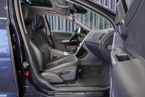 Zils Volvo XC60 2017 Marijampole, ar dzinēja tilpumu 1.97 L un nobraukumu 303 tūkst. km par 10450 €, foto 34 vietnē AUTOMOTO.COM.LV