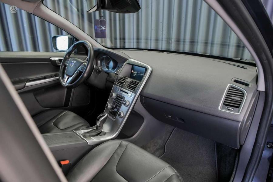 Zils Volvo XC60 2017 Marijampole, ar dzinēja tilpumu 1.97 L un nobraukumu 303 tūkst. km par 10450 €, foto 36 vietnē AUTOMOTO.COM.LV