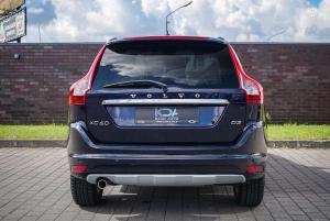 Blue Volvo XC60 2017 in Marijampole, with an engine capacity of 1.97 L and mileage of 303 thousand km for 10250 €, photo 7 on AUTOMOTO.COM.LV