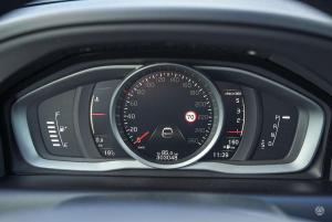 Blue Volvo XC60 2017 in Marijampole, with an engine capacity of 1.97 L and mileage of 303 thousand km for 10250 €, photo 20 on AUTOMOTO.COM.LV