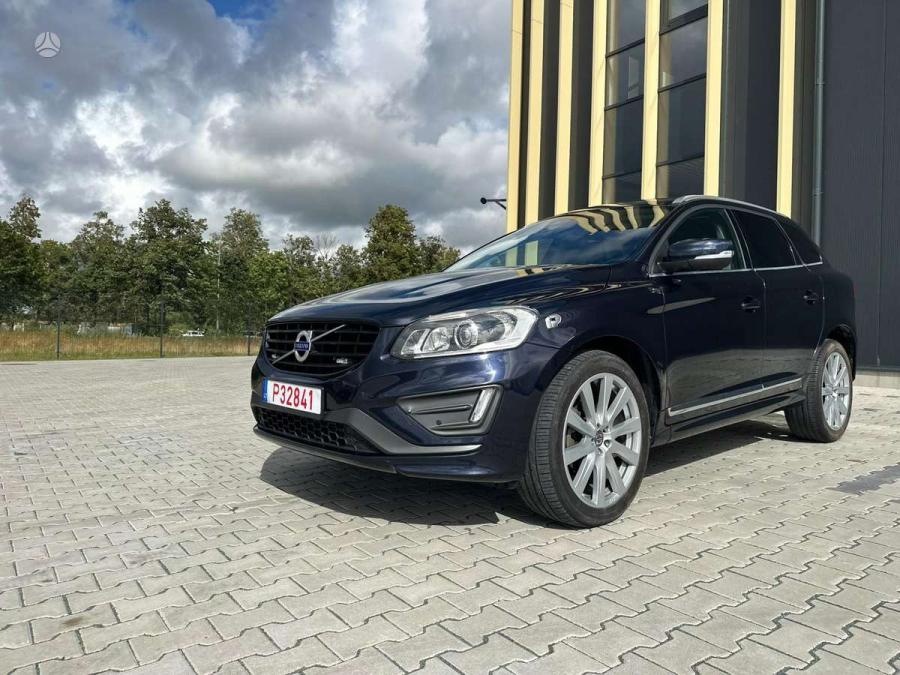 Blue Volvo XC60 2017 in Klaipeda, with an engine capacity of 1.97 L and mileage of 165 thousand km for 12700 €, photo 5 on AUTOMOTO.COM.LV