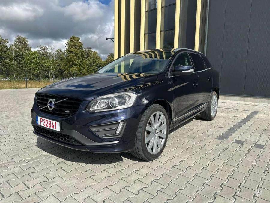 Blue Volvo XC60 2017 in Klaipeda, with an engine capacity of 1.97 L and mileage of 165 thousand km for 12700 €, photo 7 on AUTOMOTO.COM.LV