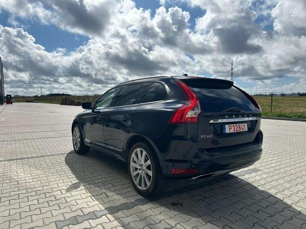 Blue Volvo XC60 2017 in Klaipeda, with an engine capacity of 1.97 L and mileage of 165 thousand km for 12700 €, photo 9 on AUTOMOTO.COM.LV
