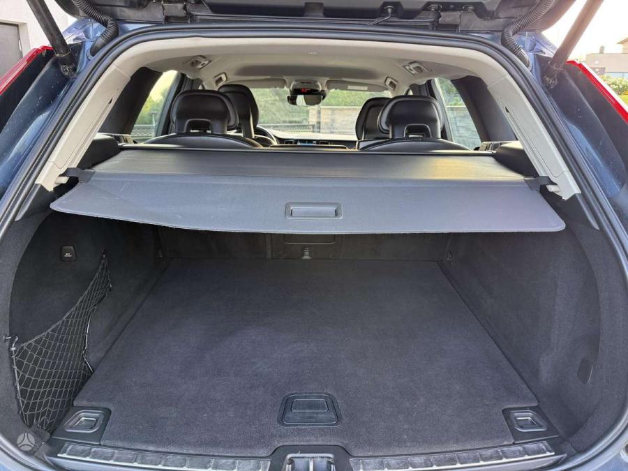 Zils Volvo XC60 2017 Tauragė, ar dzinēja tilpumu 1.97 L un nobraukumu 211 tūkst. km par 18800 €, foto 8 vietnē AUTOMOTO.COM.LV