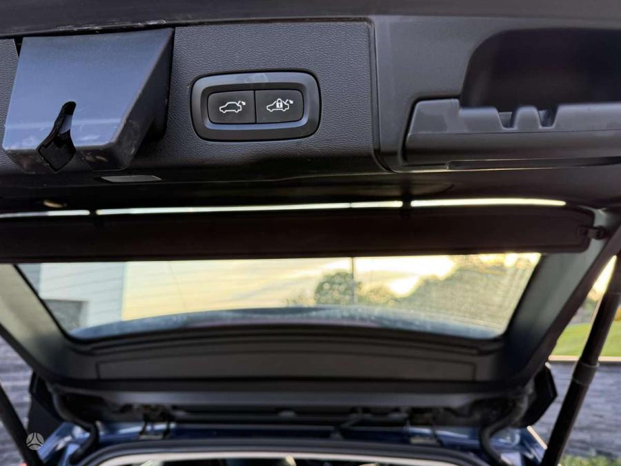 Zils Volvo XC60 2017 Tauragė, ar dzinēja tilpumu 1.97 L un nobraukumu 211 tūkst. km par 18800 €, foto 9 vietnē AUTOMOTO.COM.LV