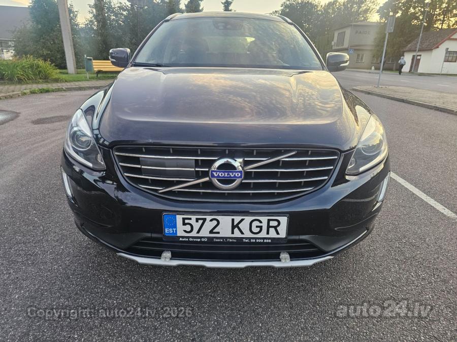 Blue Volvo XC60 2017 in Paide, with an engine capacity of 2.40 L and mileage of 189 thousand km for 15900 €, photo 3 on AUTOMOTO.COM.LV