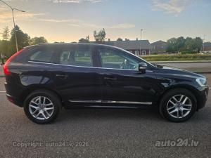 Blue Volvo XC60 2017 in Paide, with an engine capacity of 2.40 L and mileage of 189 thousand km for 15900 €, photo 8 on AUTOMOTO.COM.LV
