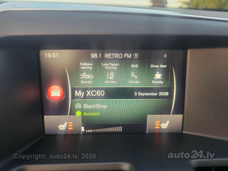 Blue Volvo XC60 2017 in Paide, with an engine capacity of 2.40 L and mileage of 189 thousand km for 15900 €, photo 13 on AUTOMOTO.COM.LV