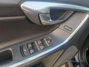 Blue Volvo XC60 2017 in Paide, with an engine capacity of 2.40 L and mileage of 189 thousand km for 15900 €, photo 23 on AUTOMOTO.COM.LV