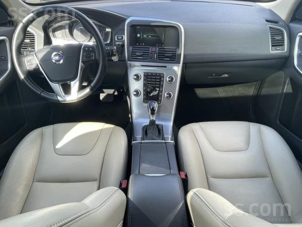 Zils Volvo XC60 2017 Rīga, ar dzinēja tilpumu 2.00 L un nobraukumu 0 tūkst. km par 16800 €, foto 7 vietnē AUTOMOTO.COM.LV