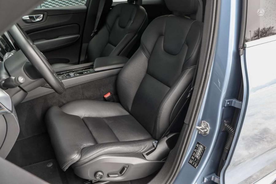 Синий Вольво ХС60 2018 в Каунас, объемом двигателя 1.97 л и пробегом 208 тыс. км за 24999 €, фото 22 на AUTOMOTO.COM.LV