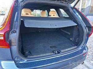 Zils Volvo XC60 2018 Rīga, ar dzinēja tilpumu 2.00 L un nobraukumu 66 tūkst. km par 26590 €, foto 28 vietnē AUTOMOTO.COM.LV