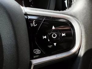 Zils Volvo XC60 2018 Rīga, ar dzinēja tilpumu 2.00 L un nobraukumu 183 tūkst. km par 24550 €, foto 26 vietnē AUTOMOTO.COM.LV